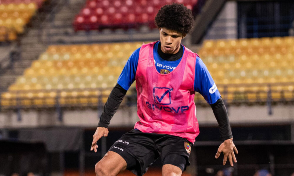 Llega gente al barrio angelino: LAFC tiene a David Martínez